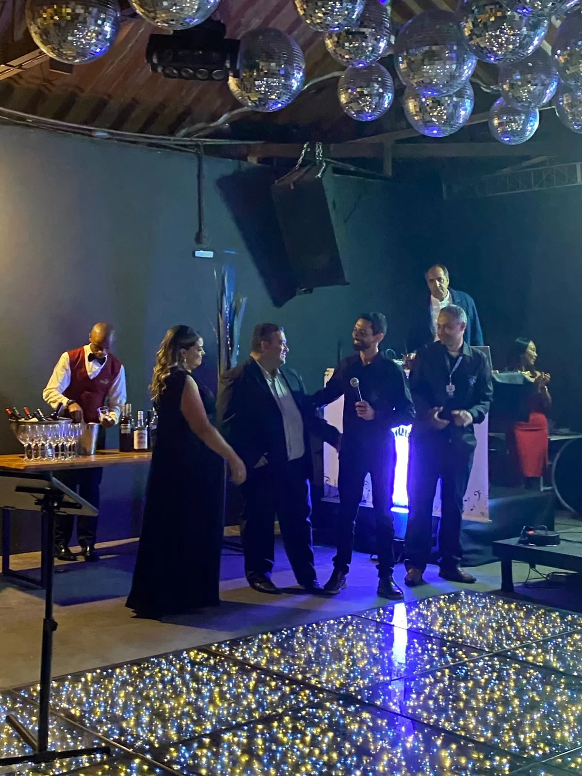 Bacco Buffet apresenta novo espaço “Bacco Pôr do Sol” em noite de ...